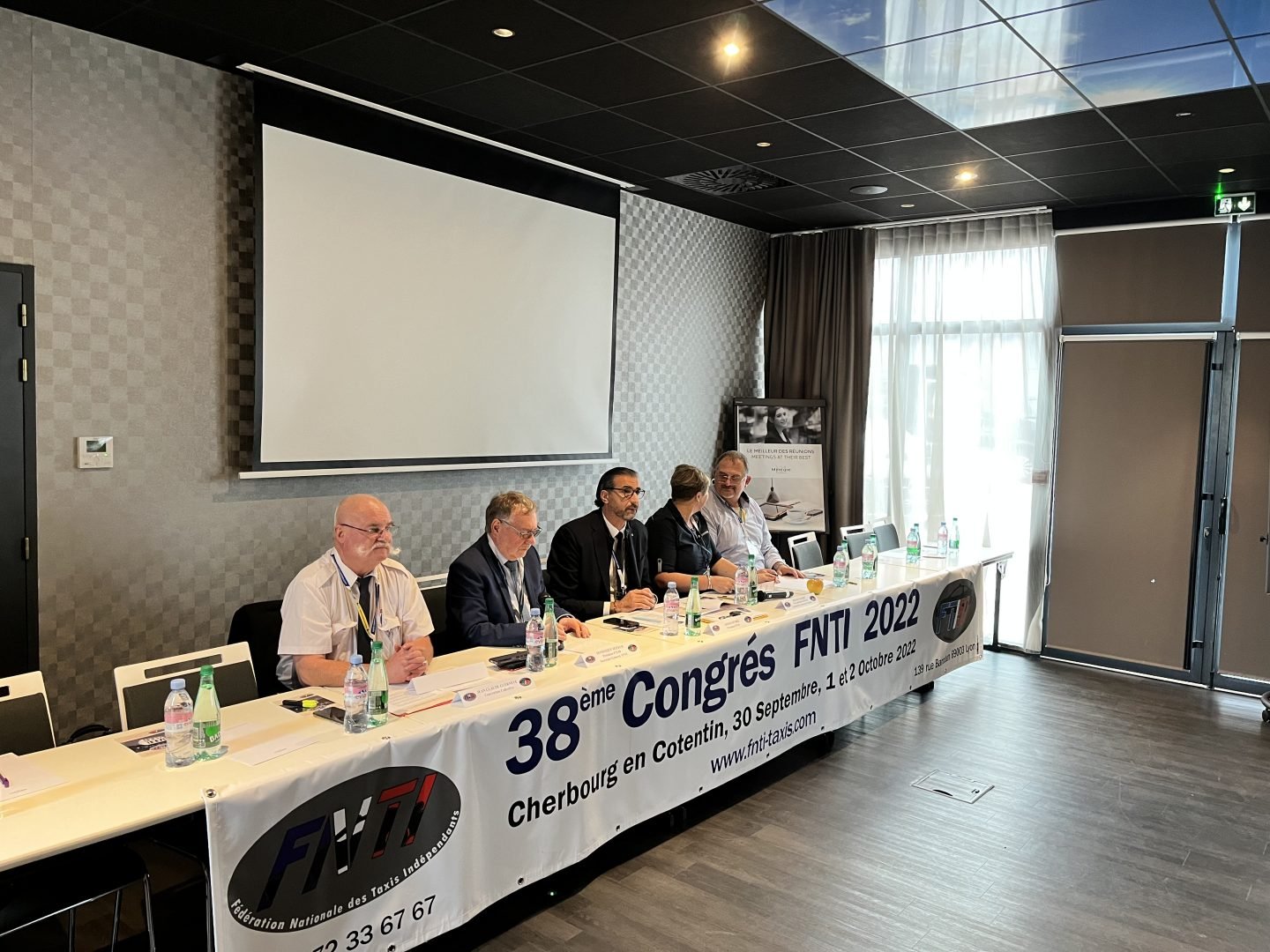 Syndicat Taxis, Fédération Nationale des Taxis Indépendants, FNTI Lyon